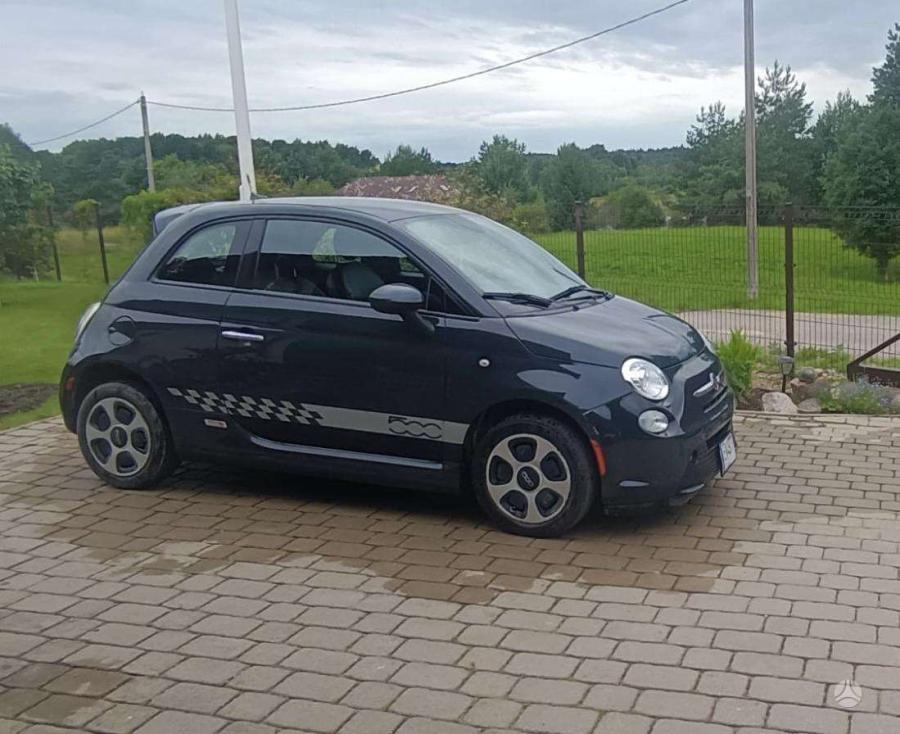 Grey Fiat 500 2017 in Vilnius, with an engine capacity of 0.00 L and mileage of 73 thousand km for 6300 €, photo 1 on AUTOMOTO.COM.LV