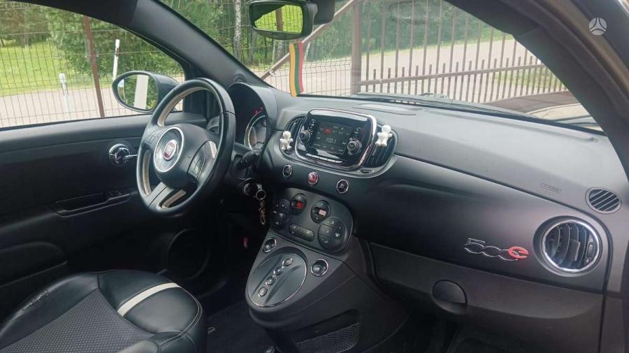 Grey Fiat 500 2017 in Vilnius, with an engine capacity of 0.00 L and mileage of 73 thousand km for 6300 €, photo 11 on AUTOMOTO.COM.LV