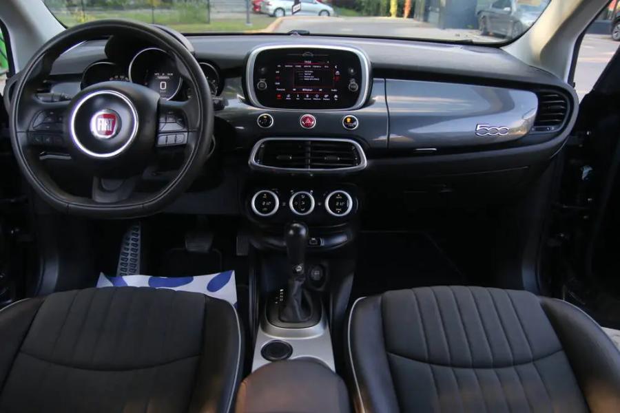 Grey Fiat 500 2018 in Riga, with an engine capacity of 1.40 L and mileage of 111 thousand km for 9990 €, photo 6 on AUTOMOTO.COM.LV