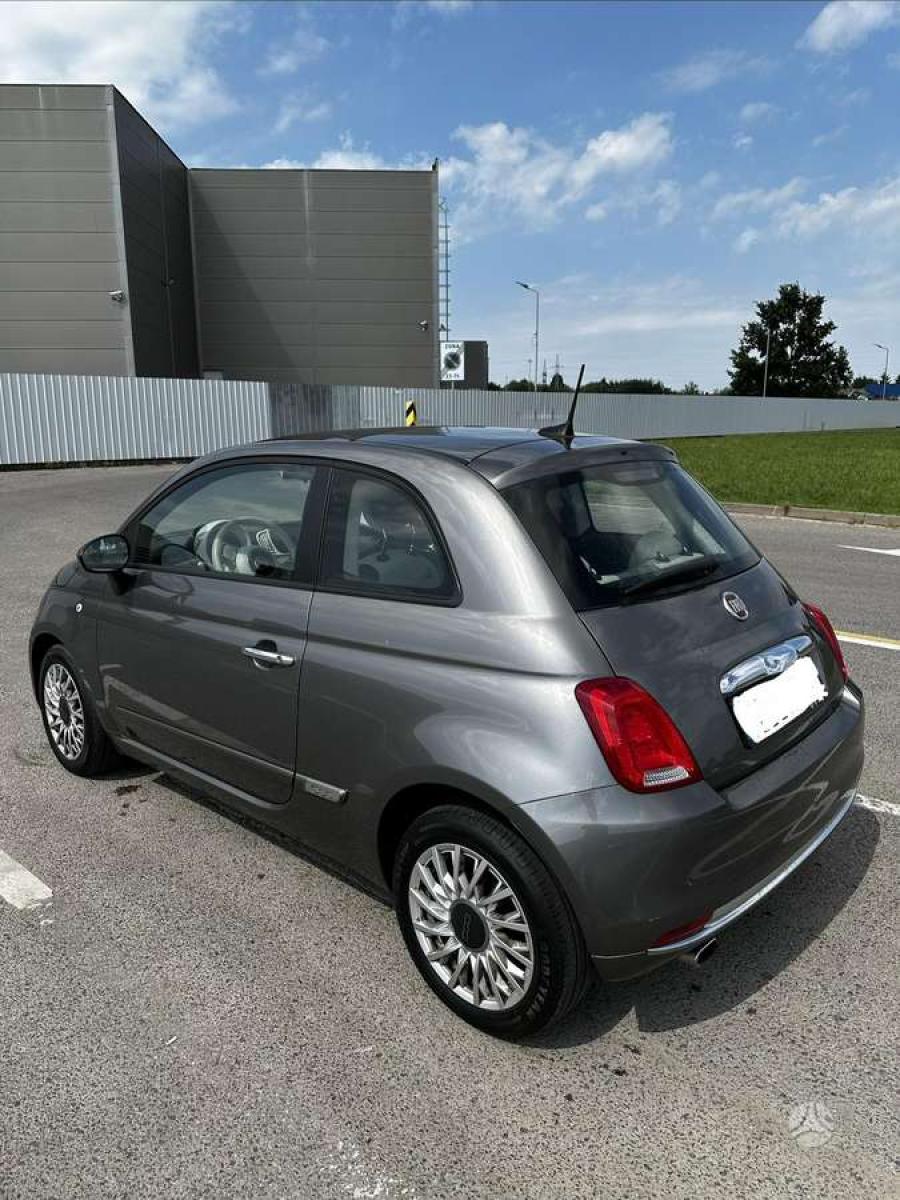 Grey Fiat 500 2021 in Kaunas, with an engine capacity of 1.24 L and mileage of 35 thousand km for 12500 €, photo 4 on AUTOMOTO.COM.LV