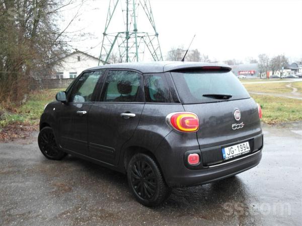 Pelēks Fiat 500 2013 Rīga, ar dzinēja tilpumu 1.30 L un nobraukumu 128 tūkst. km par 3650 €, foto 3 vietnē AUTOMOTO.COM.LV