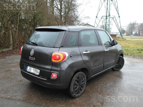 Pelēks Fiat 500 2013 Rīga, ar dzinēja tilpumu 1.30 L un nobraukumu 128 tūkst. km par 3650 €, foto 4 vietnē AUTOMOTO.COM.LV