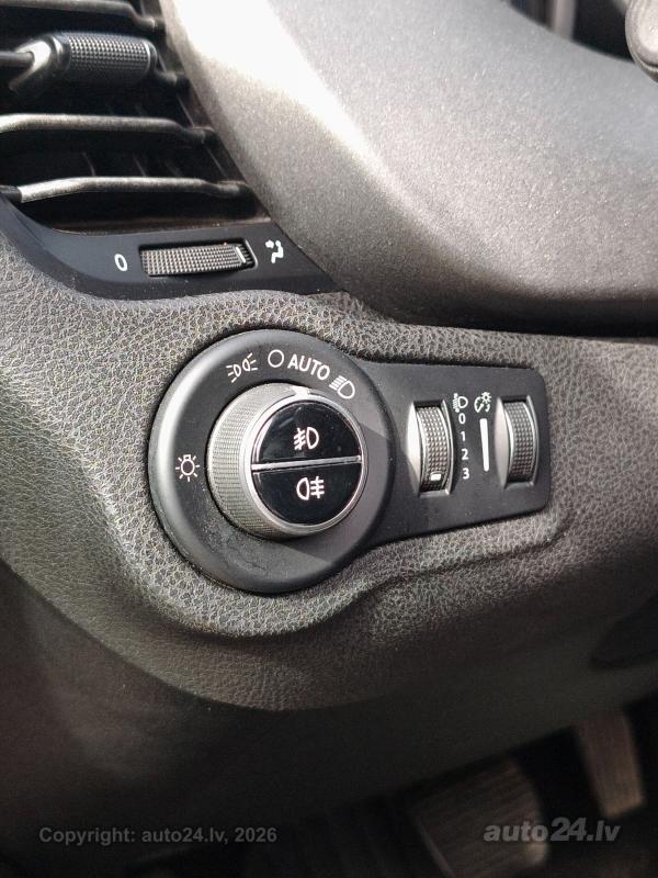 Fiat 500 2015 Tallina, ar dzinēja tilpumu 1.40 L un nobraukumu 135 tūkst. km par 8490 €, foto 10 vietnē AUTOMOTO.COM.LV