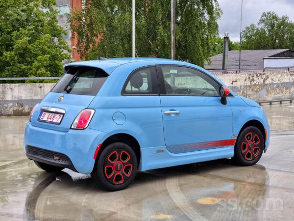Фиат 500 2016 в Рига, объемом двигателя 1.40 л и пробегом 52 тыс. км за 9990 €, фото 4 на AUTOMOTO.COM.LV