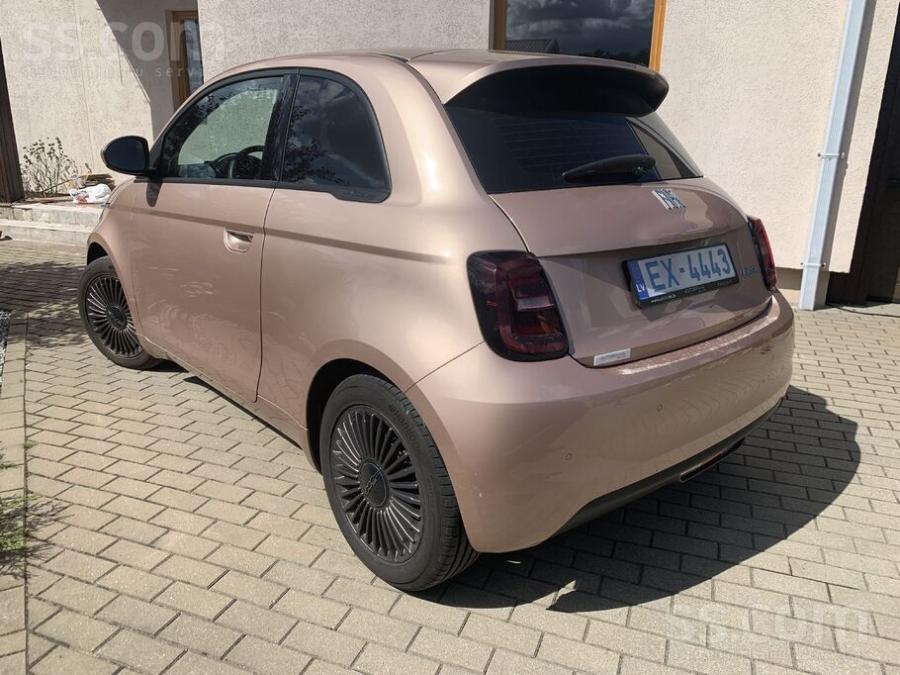 Fiat 500 2022 in Riga, with an engine capacity of 1.40 L and mileage of 84 thousand km for 15150 €, photo 4 on AUTOMOTO.COM.LV