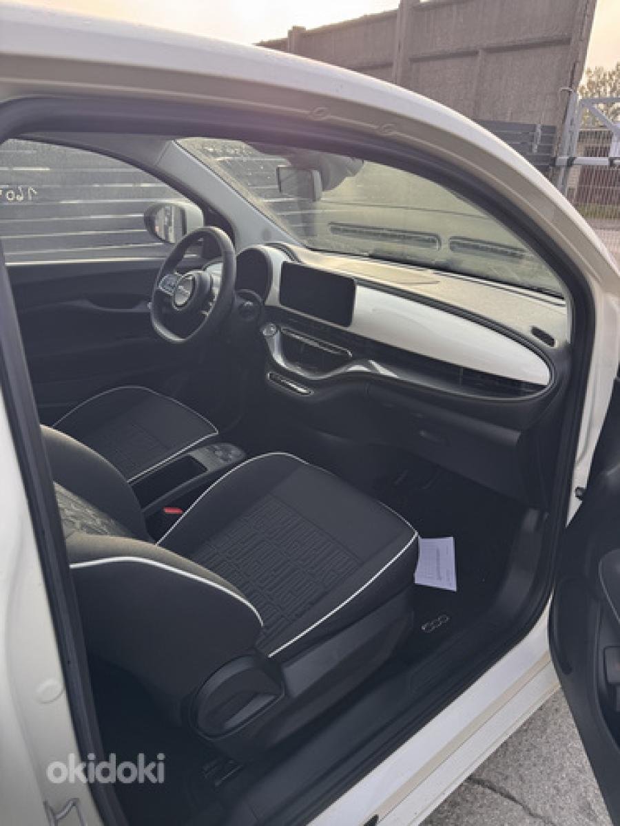 Fiat 500 2023 Tallina, ar dzinēja tilpumu 43.00 L un nobraukumu 12 tūkst. km par 17900 €, foto 10 vietnē AUTOMOTO.COM.LV