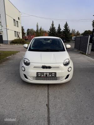 Fiat 500 2023 Tallina, ar dzinēja tilpumu 43.00 L un nobraukumu 12 tūkst. km par 17900 €, foto 18 vietnē AUTOMOTO.COM.LV