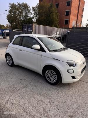 Fiat 500 2023 Tallina, ar dzinēja tilpumu 43.00 L un nobraukumu 12 tūkst. km par 17900 €, foto 19 vietnē AUTOMOTO.COM.LV