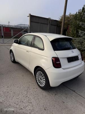 Fiat 500 2023 Tallina, ar dzinēja tilpumu 43.00 L un nobraukumu 12 tūkst. km par 17900 €, foto 22 vietnē AUTOMOTO.COM.LV