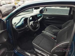 Fiat 500 2023 in Tartu, with an engine capacity of 0.00 L and mileage of 4 thousand km for 16990 €, photo 9 on AUTOMOTO.COM.LV