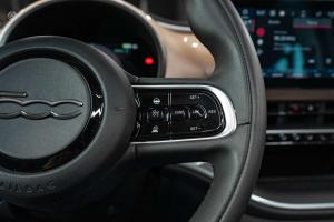 Oranžs Fiat 500 2021 Rīga, ar dzinēja tilpumu 0.00 L un nobraukumu 61 tūkst. km par 17000 €, foto 22 vietnē AUTOMOTO.COM.LV