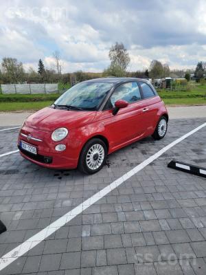 Sarkans Fiat 500 2009 Rīga, ar dzinēja tilpumu 1.30 L un nobraukumu 165 tūkst. km par 3350 €, foto  vietnē AUTOMOTO.COM.LV