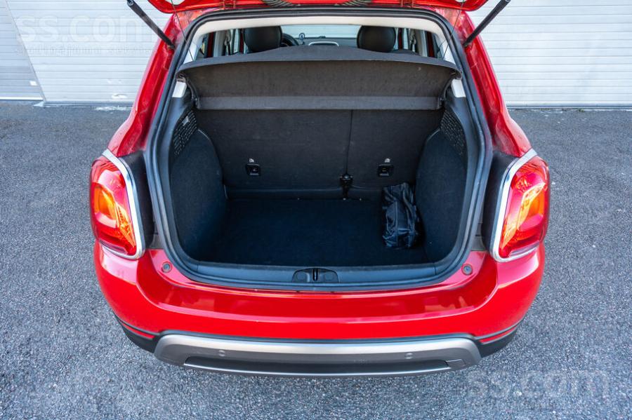Red Fiat 500 2015 in Riga, with an engine capacity of 1.40 L and mileage of 0 thousand km for 8350 €, photo 21 on AUTOMOTO.COM.LV