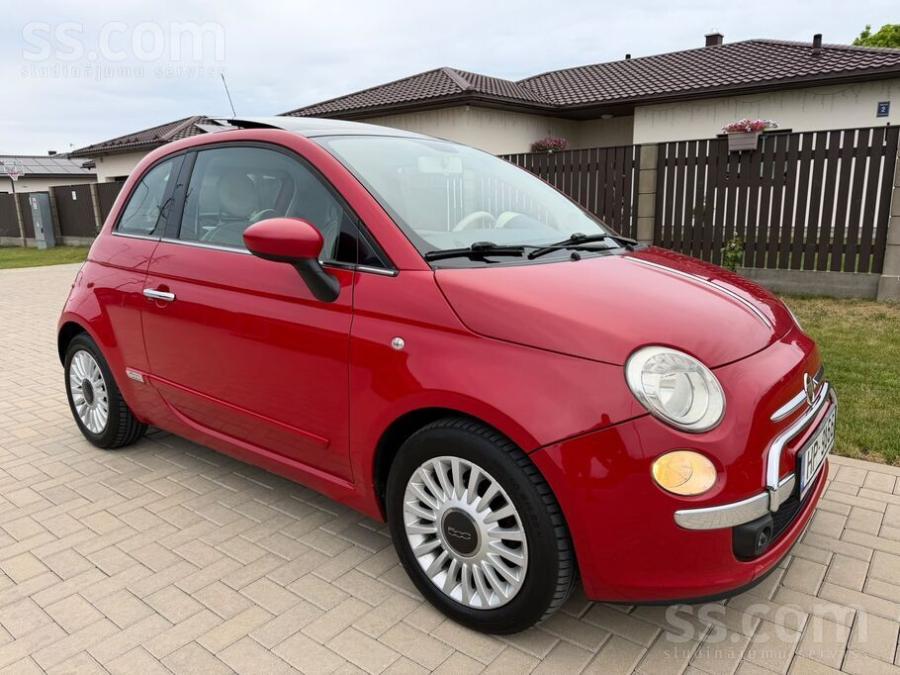 Red Fiat 500 2008 in Riga, with an engine capacity of 1.20 L and mileage of 279 thousand km for 4950 €, photo 7 on AUTOMOTO.COM.LV