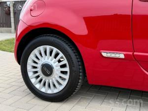 Red Fiat 500 2008 in Riga, with an engine capacity of 1.20 L and mileage of 279 thousand km for 4950 €, photo 13 on AUTOMOTO.COM.LV