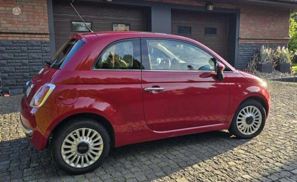 Sarkans Fiat 500 2009 Kaišiadorys, ar dzinēja tilpumu 1.24 L un nobraukumu 185 tūkst. km par 2500 €, foto 3 vietnē AUTOMOTO.COM.LV