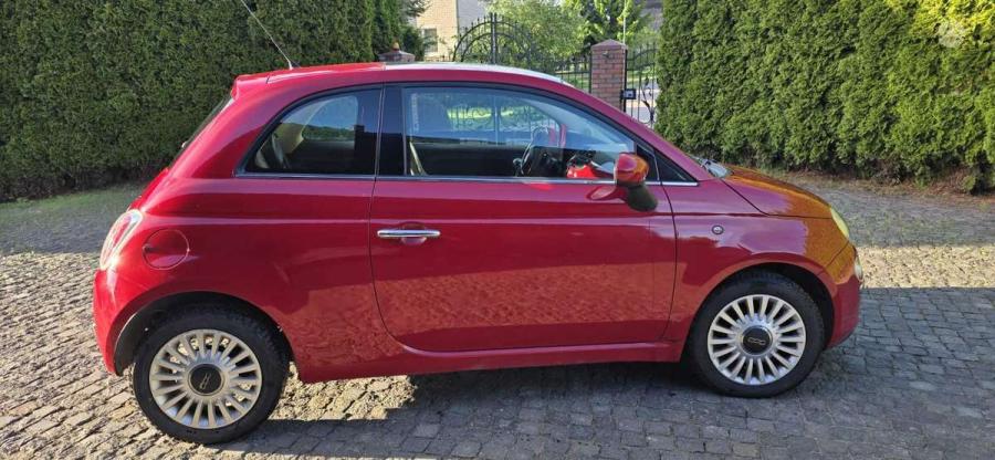 Red Fiat 500 2009 in Kaisiadorys, with an engine capacity of 1.24 L and mileage of 185 thousand km for 2500 €, photo 10 on AUTOMOTO.COM.LV