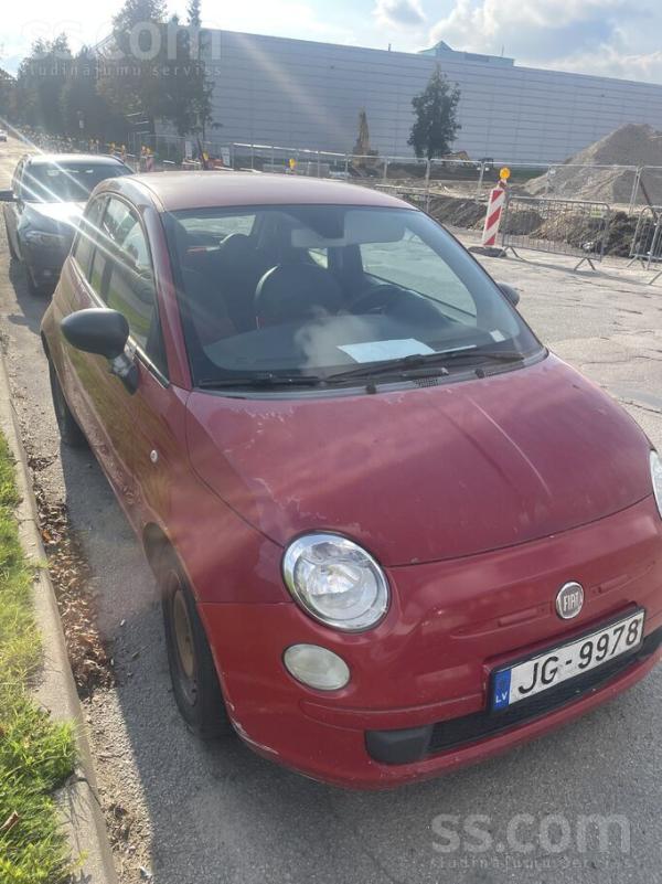 Red Fiat 500 2009 in Kuldiga, with an engine capacity of 1.20 L and mileage of 296 thousand km for 500 €, photo 4 on AUTOMOTO.COM.LV