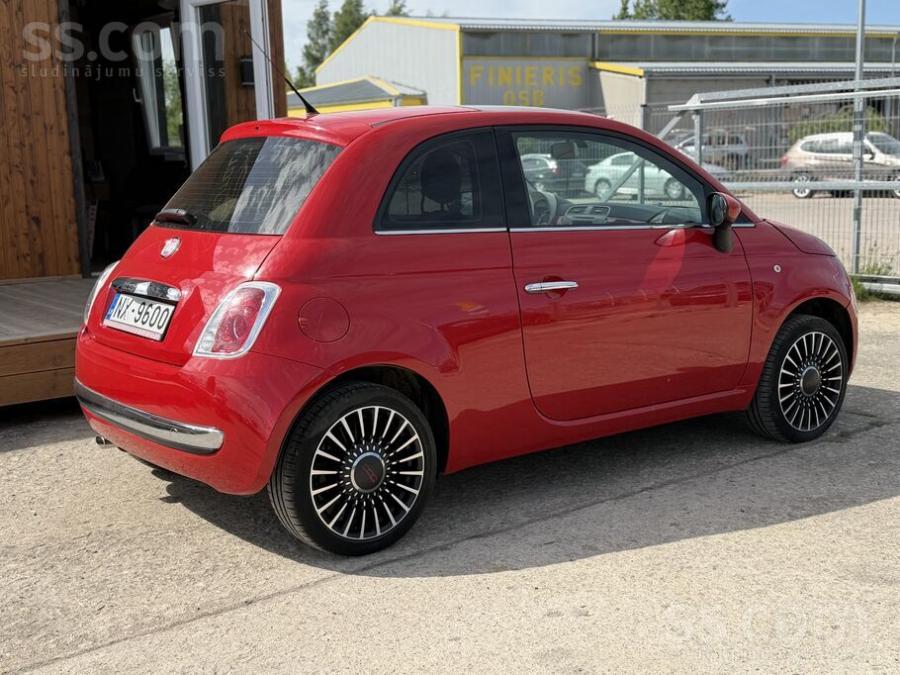 Red Fiat 500 2010 in Riga, with an engine capacity of 1.20 L and mileage of 36 thousand km for 4400 €, photo 16 on AUTOMOTO.COM.LV
