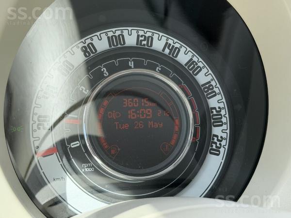 Красный Фиат 500 2010 в Рига, объемом двигателя 1.20 л и пробегом 36 тыс. км за 4000 €, фото 10 на AUTOMOTO.COM.LV