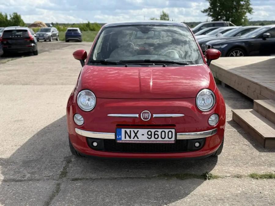 Red Fiat 500 2010 in Riga, with an engine capacity of 1.20 L and mileage of 36 thousand km for 4400 €, photo 3 on AUTOMOTO.COM.LV