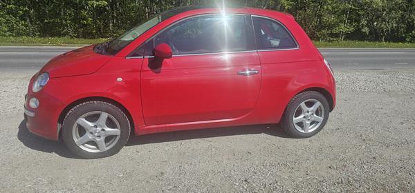 Sarkans Fiat 500 2010 Tallina, ar dzinēja tilpumu 1.20 L un nobraukumu 125 tūkst. km par 3000 €, foto 2 vietnē AUTOMOTO.COM.LV