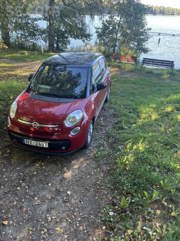 Red Fiat 500 2013 in Riga, with an engine capacity of 0.90 L and mileage of 130 thousand km for 5200 €, photo 2 on AUTOMOTO.COM.LV