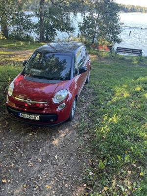 Red Fiat 500 2013 in Riga, with an engine capacity of 0.90 L and mileage of 130 thousand km for 5200 €, photo 2 on AUTOMOTO.COM.LV
