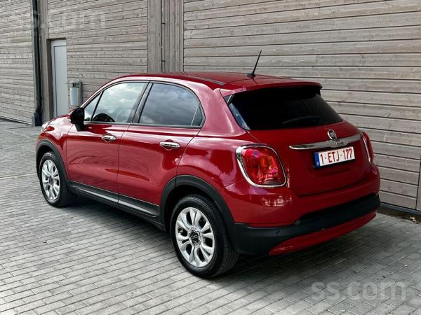 Red Fiat 500 2016 in Jelgava, with an engine capacity of 1.60 L and mileage of 204 thousand km for 7500 €, photo 3 on AUTOMOTO.COM.LV