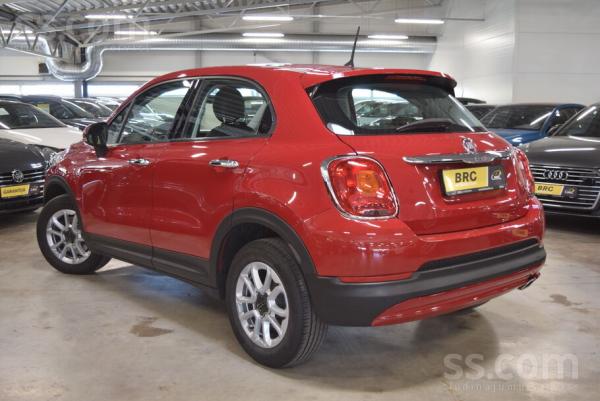 Red Fiat 500 2017 in Riga, with an engine capacity of 1.60 L and mileage of 150 thousand km for 9900 €, photo 3 on AUTOMOTO.COM.LV