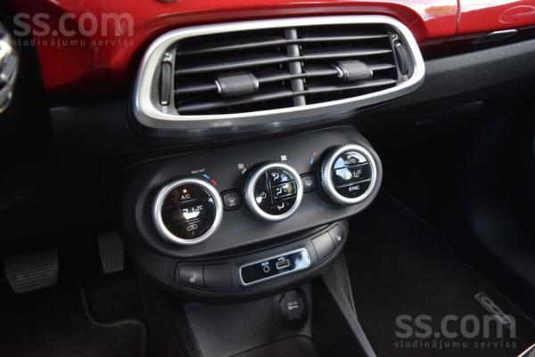 Red Fiat 500 2017 in Riga, with an engine capacity of 1.60 L and mileage of 150 thousand km for 9900 €, photo 7 on AUTOMOTO.COM.LV