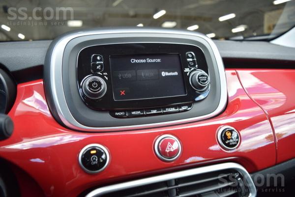 Red Fiat 500 2017 in Riga, with an engine capacity of 1.60 L and mileage of 150 thousand km for 9900 €, photo 8 on AUTOMOTO.COM.LV