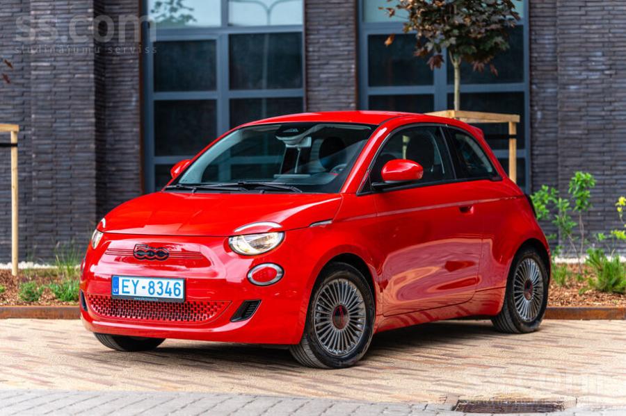 Red Fiat 500 2022 in Riga, with an engine capacity of 0.00 L and mileage of 27 thousand km for 17500 €, photo 1 on AUTOMOTO.COM.LV