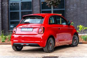 Red Fiat 500 2022 in Riga, with an engine capacity of 0.00 L and mileage of 27 thousand km for 17500 €, photo 4 on AUTOMOTO.COM.LV