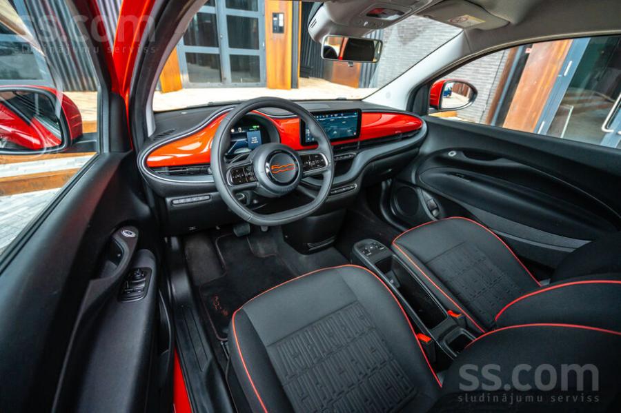 Red Fiat 500 2022 in Riga, with an engine capacity of 0.00 L and mileage of 27 thousand km for 17500 €, photo 18 on AUTOMOTO.COM.LV