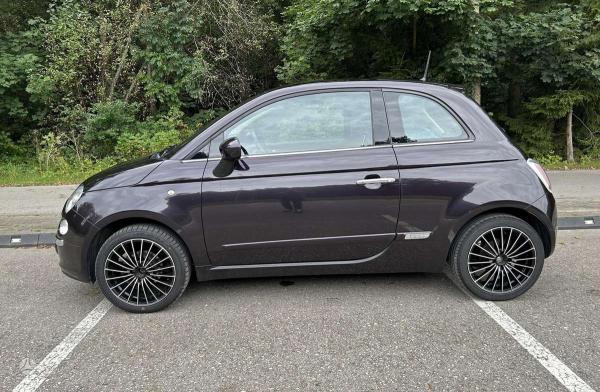 Violets Fiat 500 2016 Klaipėda, ar dzinēja tilpumu 1.24 L un nobraukumu 125 tūkst. km par 4900 €, foto 7 vietnē AUTOMOTO.COM.LV