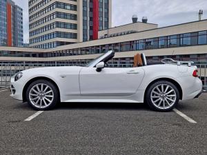 White Fiat 500 2018 in Riga, with an engine capacity of 1.40 L and mileage of 13 thousand km for 24000 €, photo 21 on AUTOMOTO.COM.LV