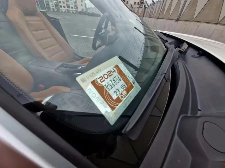 White Fiat 500 2018 in Riga, with an engine capacity of 1.40 L and mileage of 13 thousand km for 24000 €, photo 18 on AUTOMOTO.COM.LV