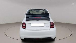 White Fiat 500 2021 in Vilnius, with an engine capacity of 0.00 L and mileage of 31 thousand km for 16500 €, photo 10 on AUTOMOTO.COM.LV