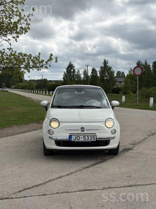 Balts Fiat 500 2008 Aizkraukle, ar dzinēja tilpumu 1.30 L un nobraukumu 196 tūkst. km par 3400 €, foto 2 vietnē AUTOMOTO.COM.LV
