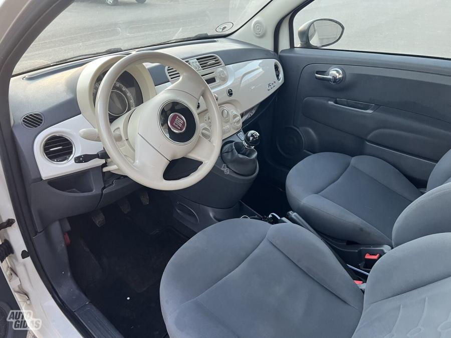 Balts Fiat 500 2008 Klaipėda, ar dzinēja tilpumu 1.30 L un nobraukumu 260 tūkst. km par 2170 €, foto 17 vietnē AUTOMOTO.COM.LV