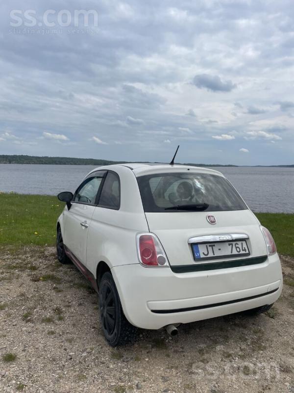 Balts Fiat 500 2008 Ogre, ar dzinēja tilpumu 1.20 L un nobraukumu 230 tūkst. km par 2550 €, foto 5 vietnē AUTOMOTO.COM.LV