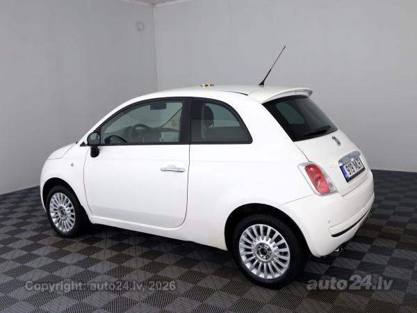 Balts Fiat 500 2008 Tallina, ar dzinēja tilpumu 1.40 L un nobraukumu 144 tūkst. km par 2299 €, foto 4 vietnē AUTOMOTO.COM.LV