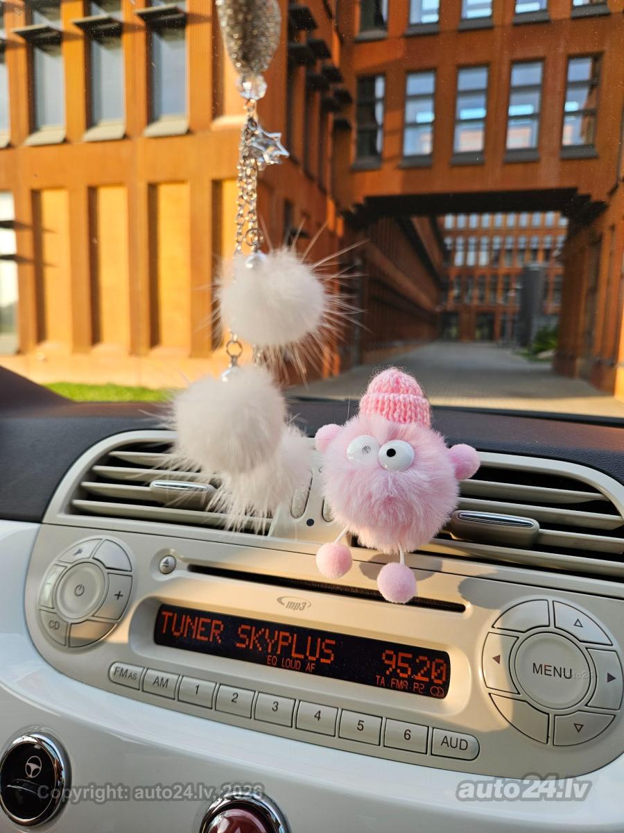 White Fiat 500 2008 in Tartu, with an engine capacity of 1.20 L and mileage of 105 thousand km for 2899 €, photo 12 on AUTOMOTO.COM.LV