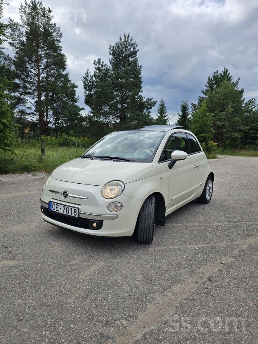 White Fiat 500 2008 in Riga, with an engine capacity of 1.40 L and mileage of 150 thousand km for 3500 €, photo 5 on AUTOMOTO.COM.LV