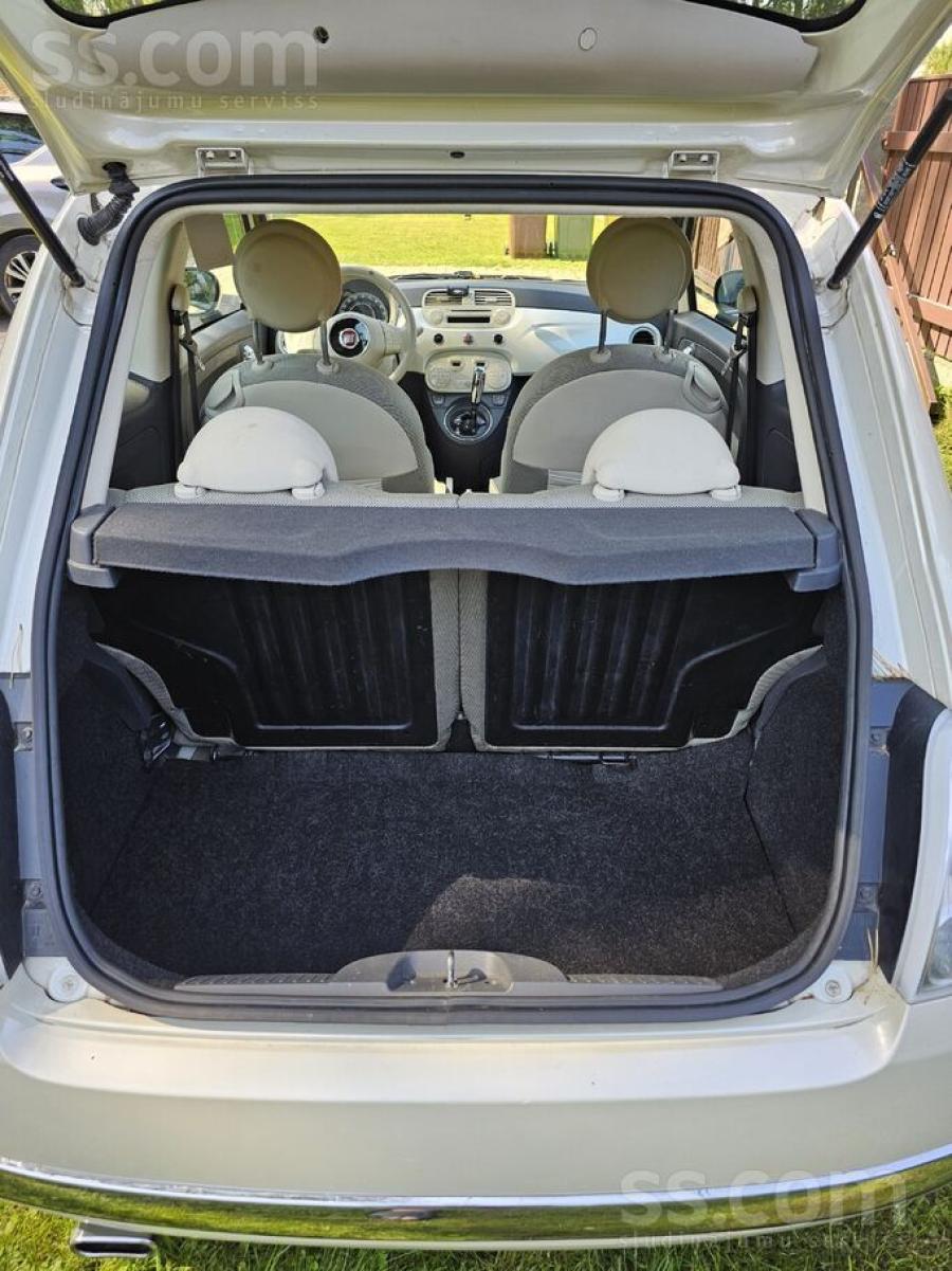 White Fiat 500 2008 in Riga, with an engine capacity of 1.40 L and mileage of 150 thousand km for 3500 €, photo 12 on AUTOMOTO.COM.LV