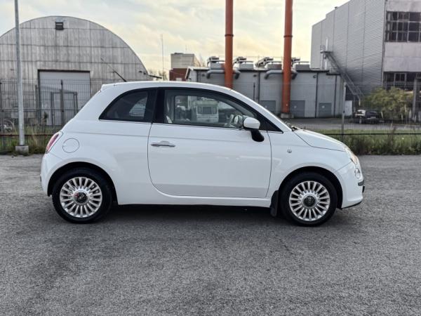 White Fiat 500 2009 in Jelgava, with an engine capacity of 1.20 L and mileage of 0 thousand km for 3450 €, photo 11 on AUTOMOTO.COM.LV