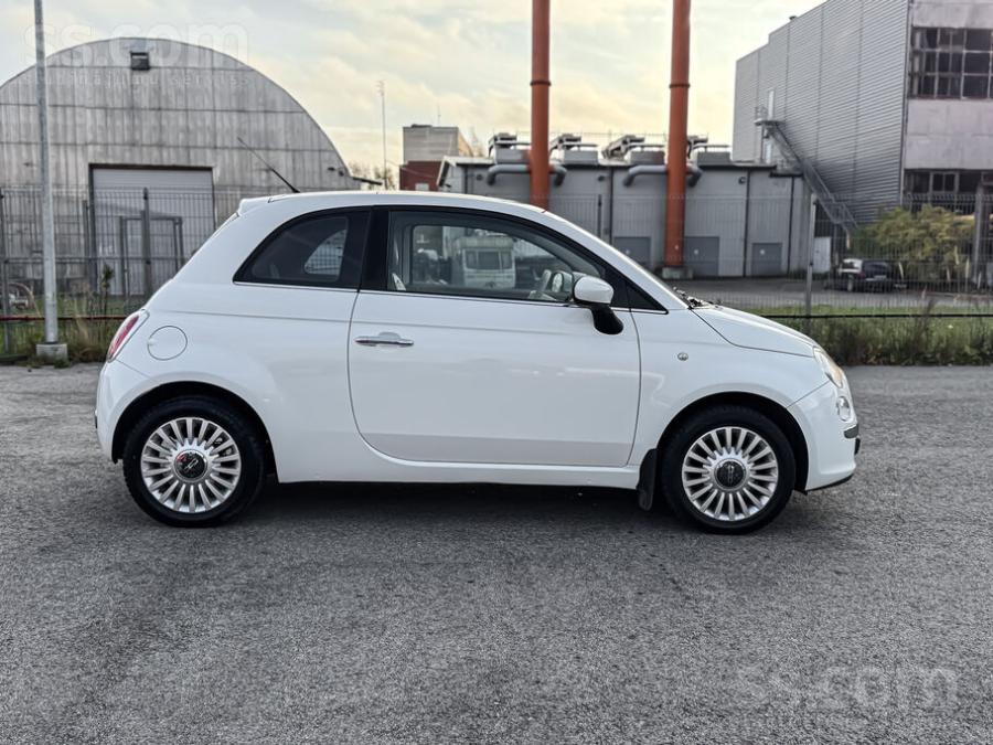 Balts Fiat 500 2009 Jelgava, ar dzinēja tilpumu 1.20 L un nobraukumu 0 tūkst. km par 2995 €, foto 7 vietnē AUTOMOTO.COM.LV