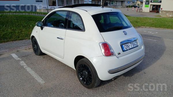 White Fiat 500 2009 in Cesis, with an engine capacity of 1.20 L and mileage of 232 thousand km for 2900 €, photo 5 on AUTOMOTO.COM.LV