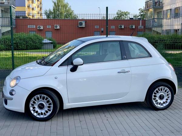 Balts Fiat 500 2009 Viļņa, ar dzinēja tilpumu 1.24 L un nobraukumu 181 tūkst. km par 3000 €, foto 2 vietnē AUTOMOTO.COM.LV